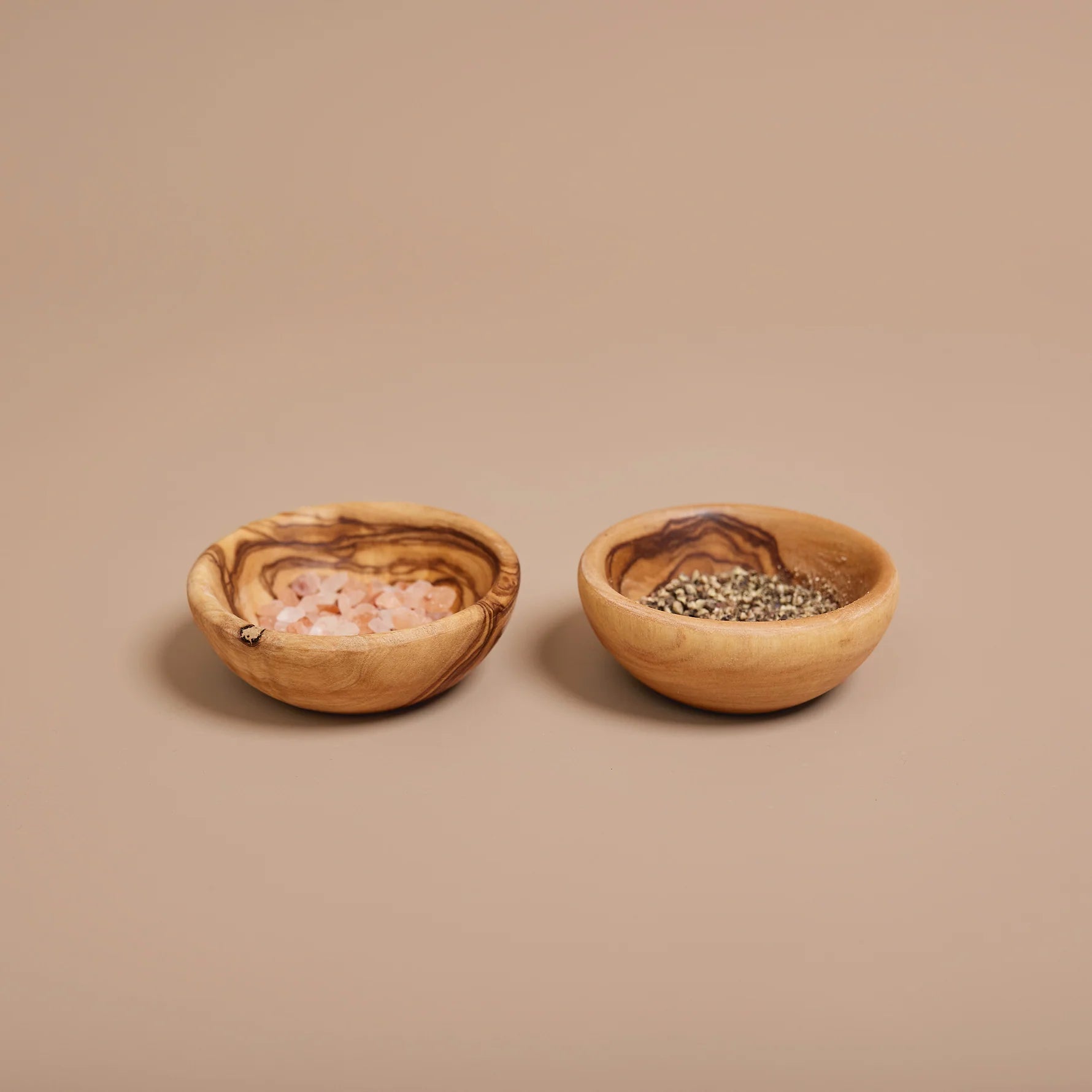 Olive Wood Salt & Pepper Dishes (Set of 2) – The Furniture Gallery
